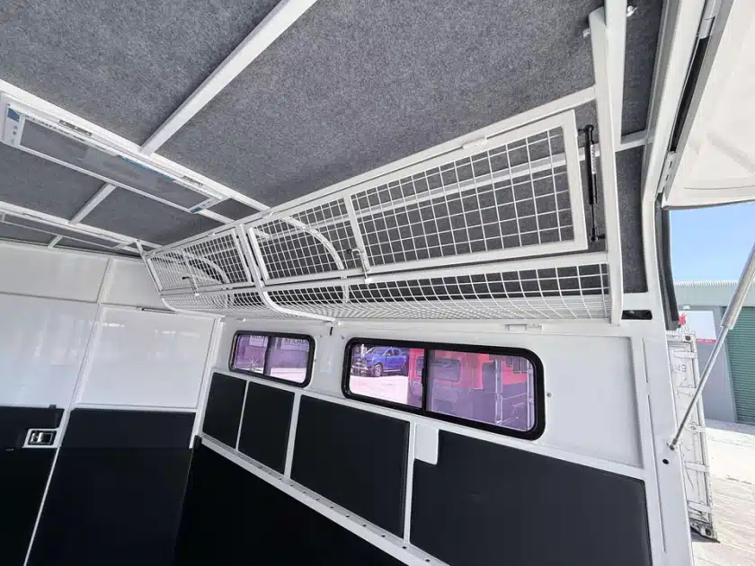 Square 3 HAL Full Camper 2400mm x 720mm bays - Regency Floats