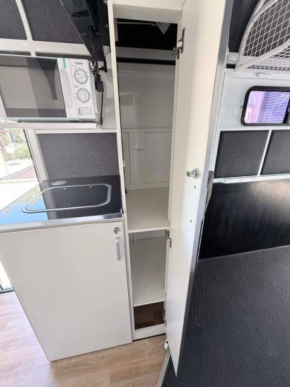 Square 3 HAL Full Camper 2400mm x 720mm bays - Regency Floats